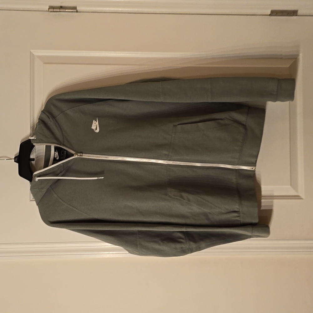 Nike Standard Issue Zip Up - Gem